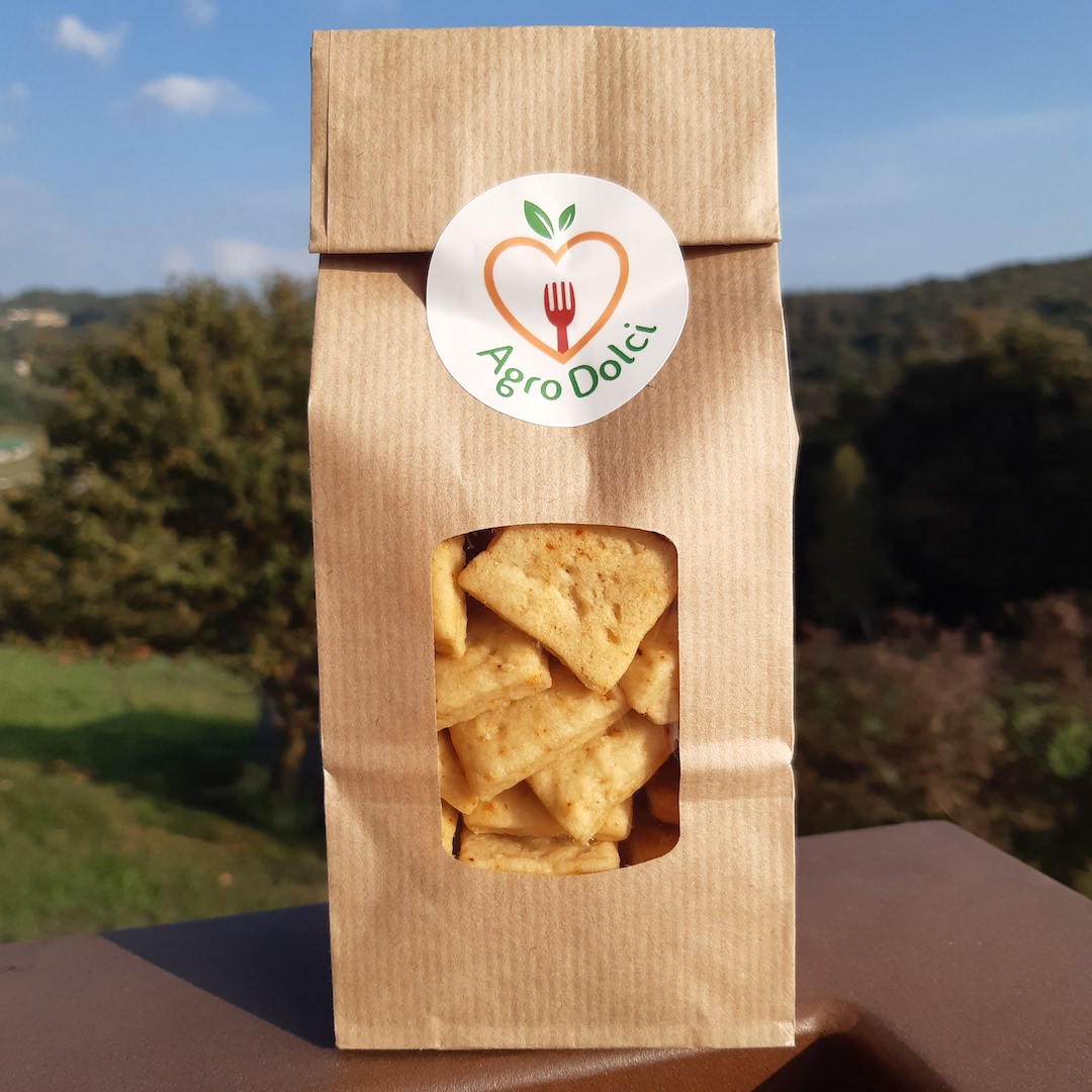 Biscottini salati aglio, olio, peperoncino